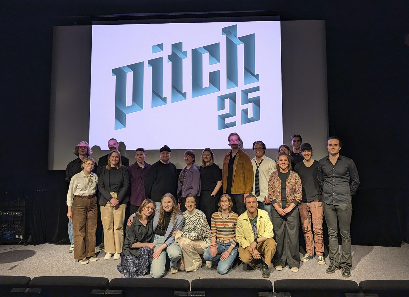 Pitch25 – verta, hikeä ja limaisia hiuksia - ses.fi